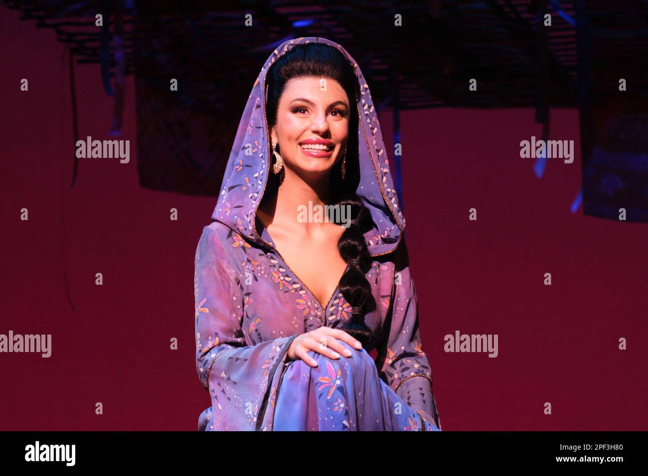 Jana gomez hi-res stock photography and images - Alamy
