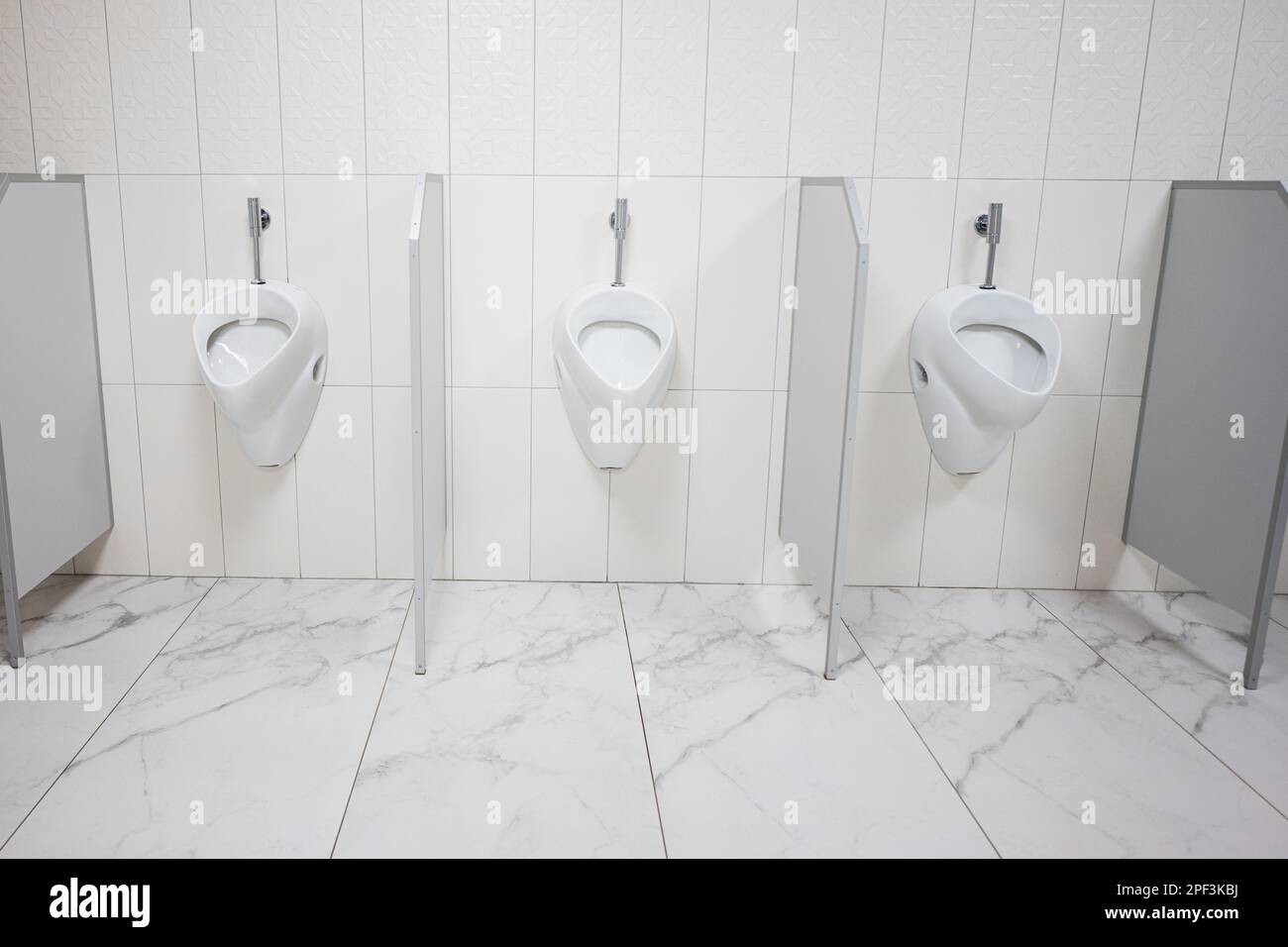 Hygiene in shopping mall. Public gentlemen toilet restroom Stock Photo ...
