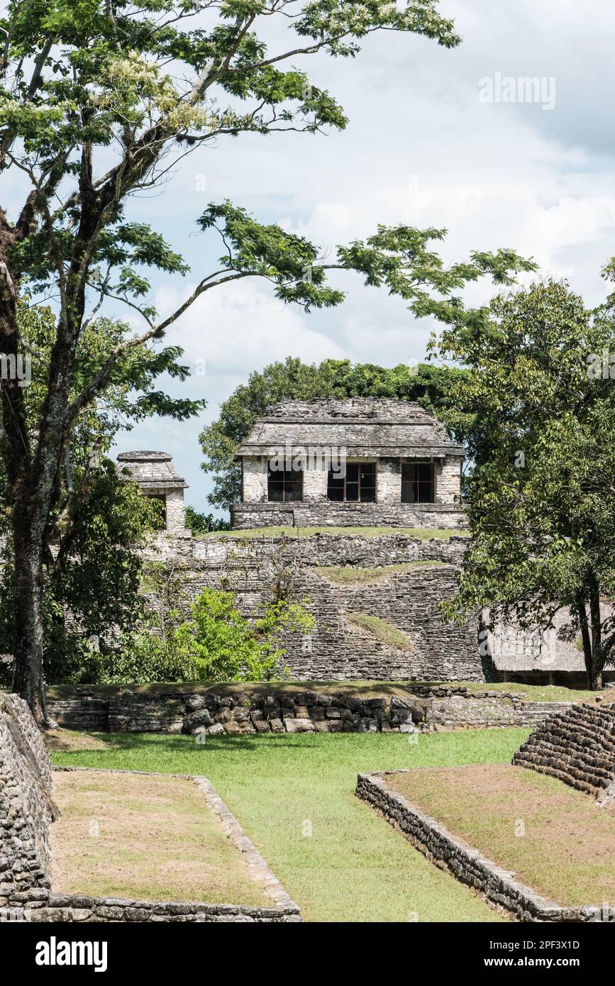 Classic mayan period hi-res stock photography and images - Alamy