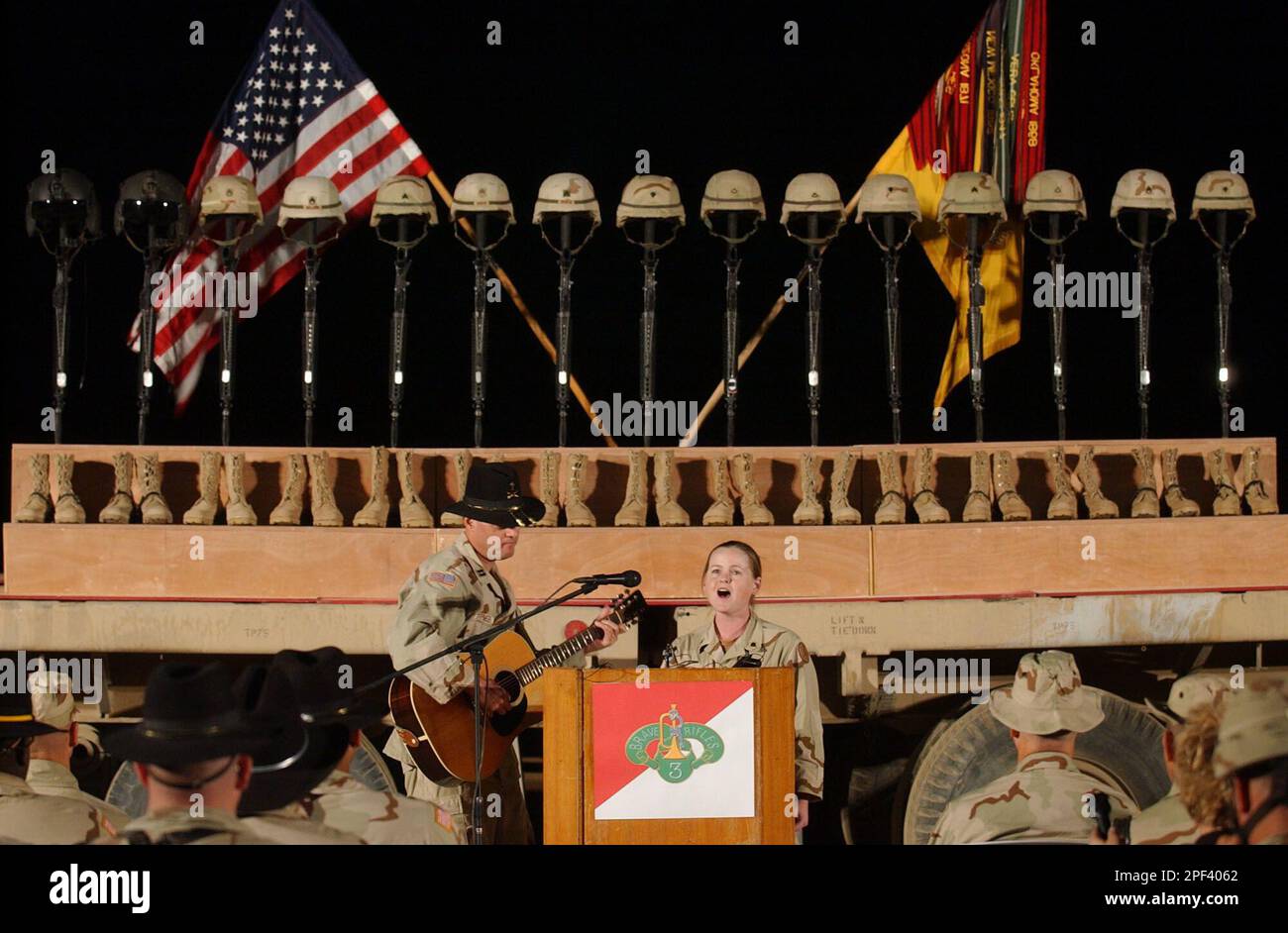US Army chaplains David Deppmeir and Valerie Faria of the 3d Armored ...