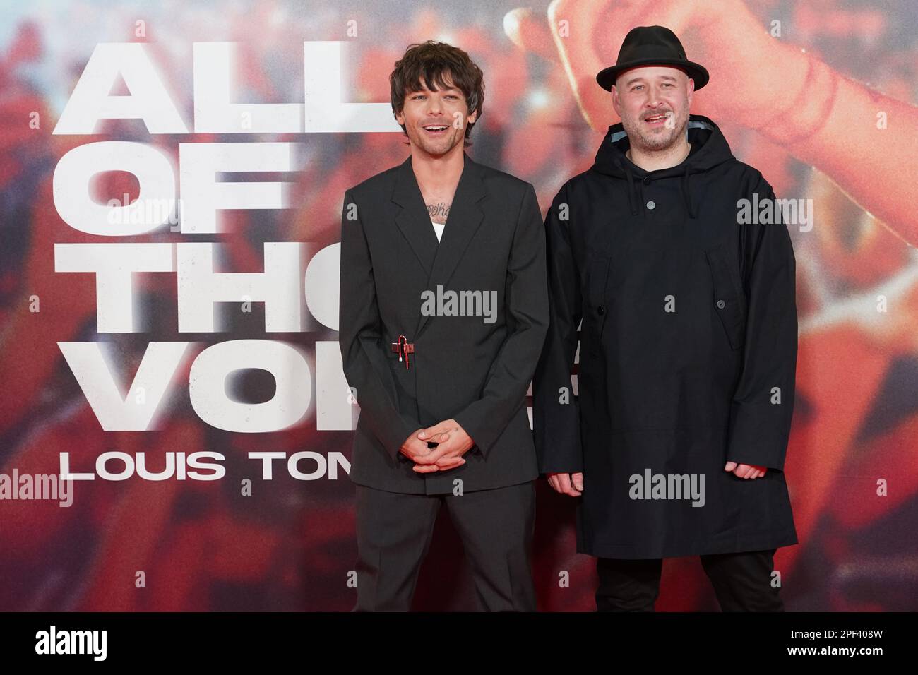 Louis Tomlinson (left) and Charlie Lightening attend the premiere of ...