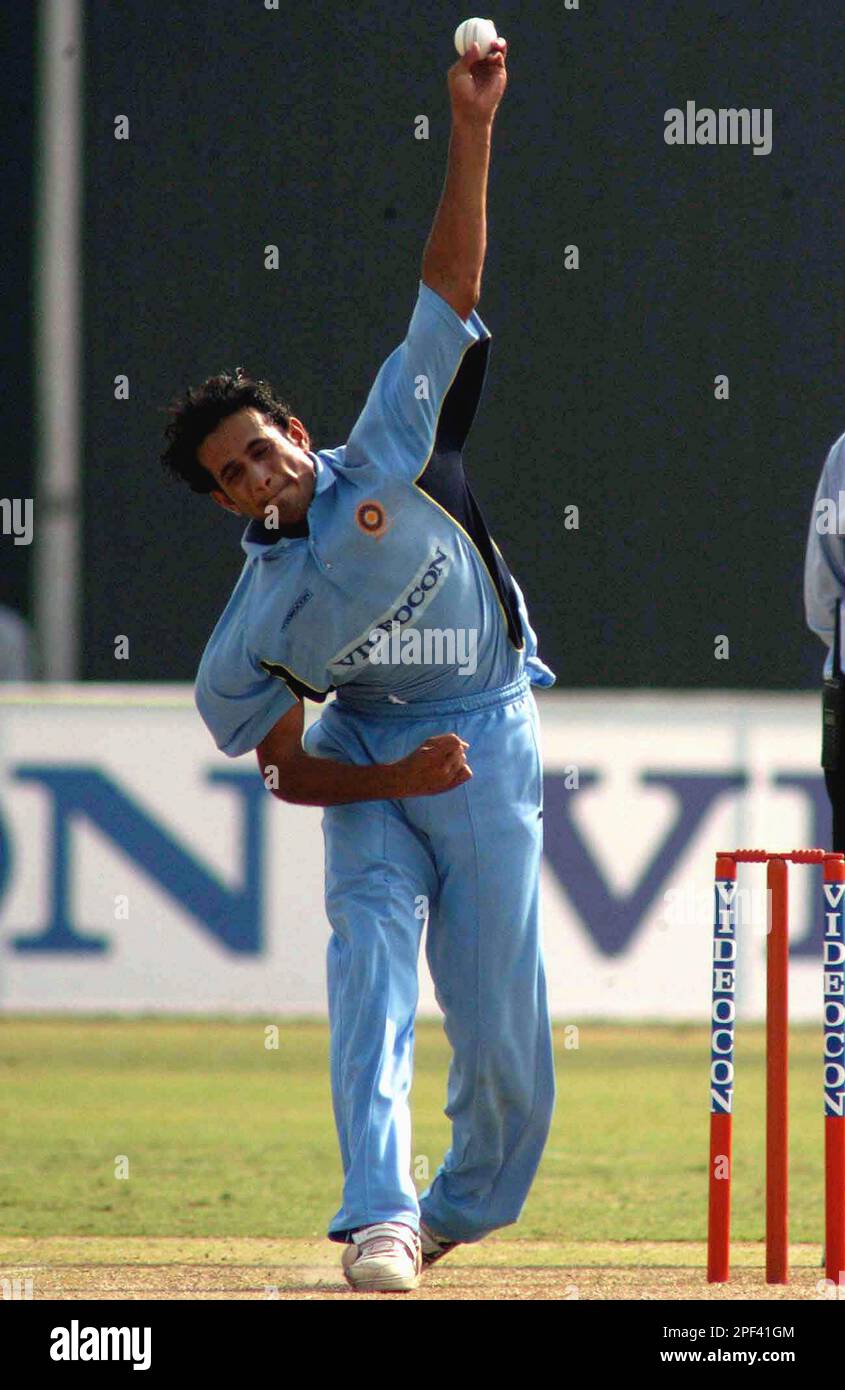 Irfan Pathan Bowling Action