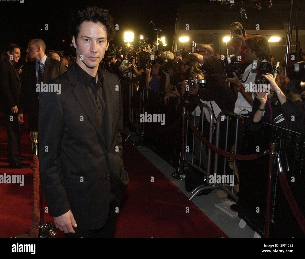 "The Matrix Revolutions" star Keanu Reeves poses for photos at the ...