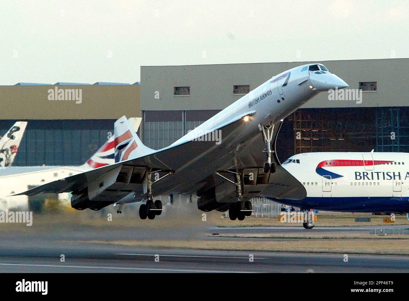 The final regular flight by Concorde touches down at London's Heathrow ...