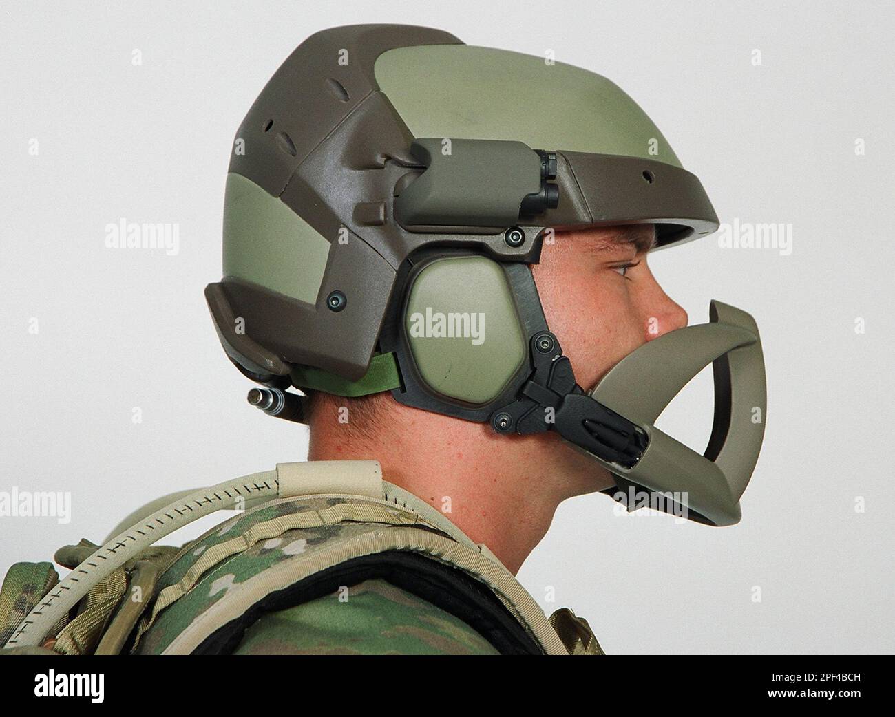 ** ADVANCE FOR WEEKEND EDITIONS, OCT. 18-19 ** FILE** A soldier wears a ...