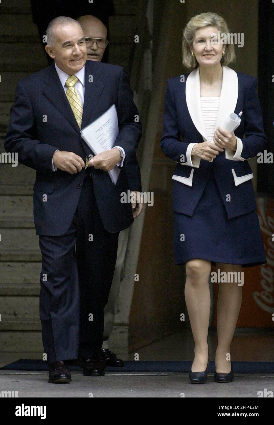 Dr. John Stobo, left, president of the University of Texas Medical ...