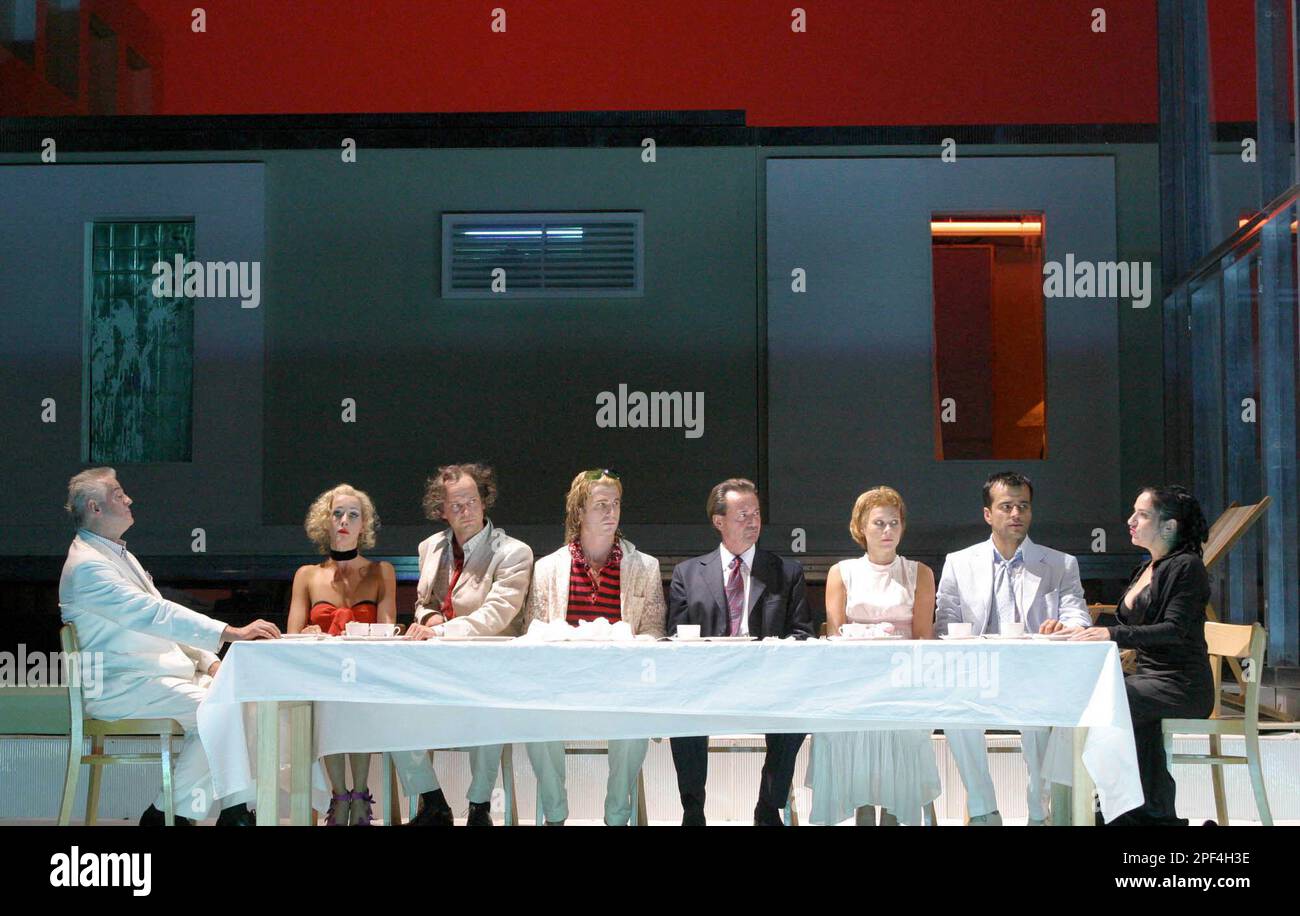 Martin Schwab in der Rolle des Kommerzienrats Matthias Clausen, Sabine ...