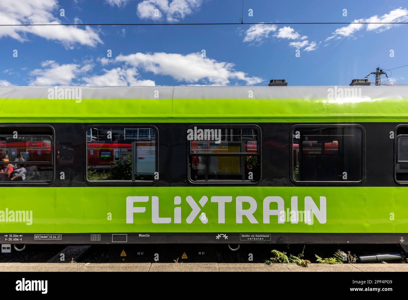 Flixtrain, Central Station, Stuttgart, Baden-Wuerttemberg, Germany ...