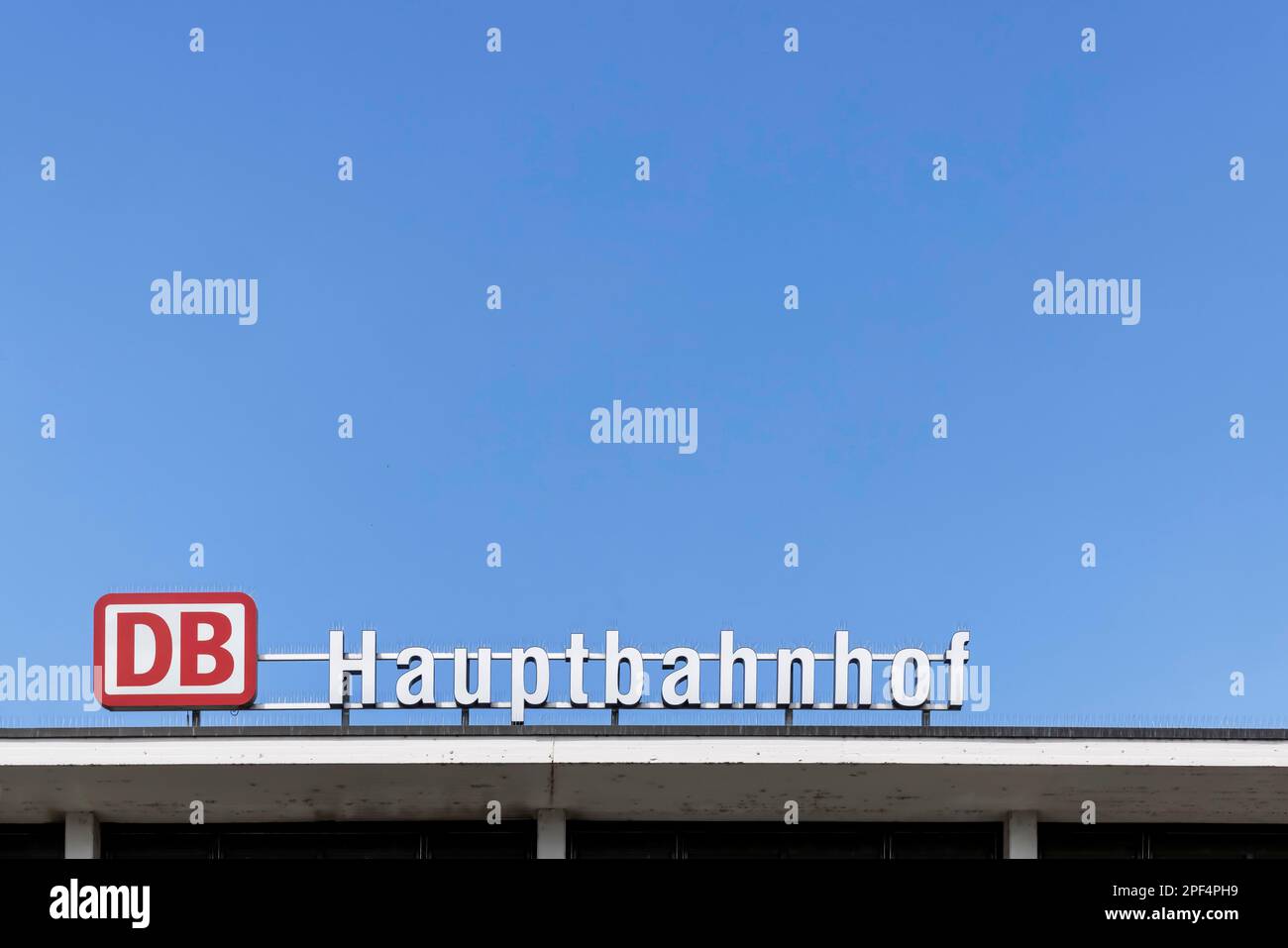Central station lettering with Deutsche Bahn AG logo, Heilbronn, Baden ...