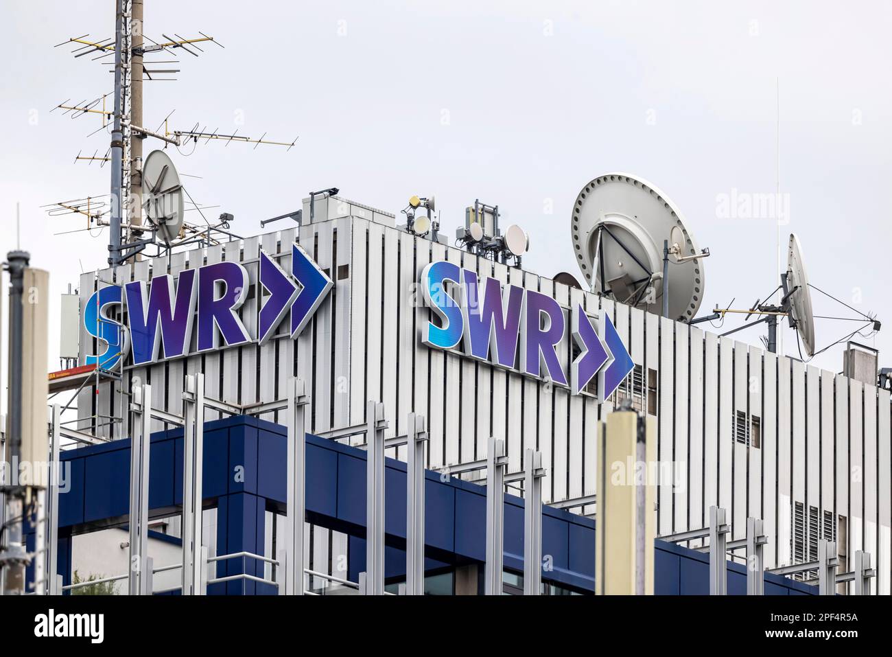 Suedwestrundfunk, SWR broadcasting house with logo and satellite ...