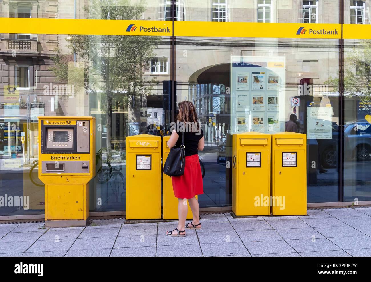Deutsche Post letterbox, stamp machine, Stuttgart, Baden-Wuerttemberg ...