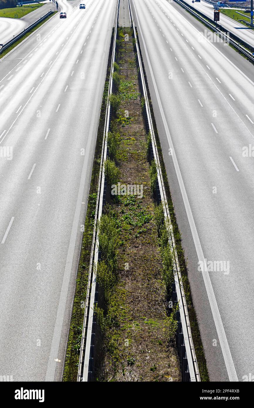Empty lanes on A8 motorway, exit restrictions due to Corona cause empty ...