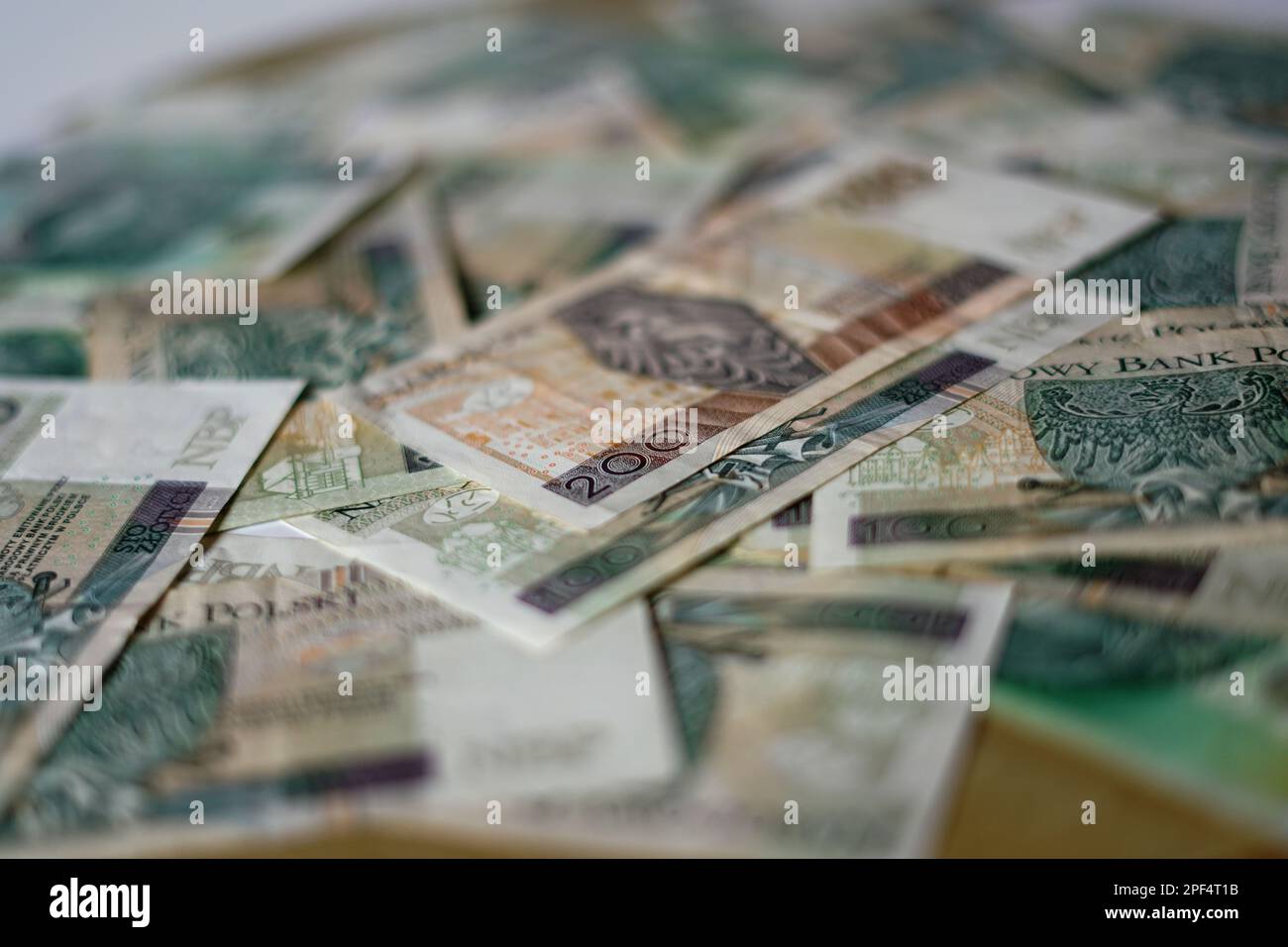 polish currency lots of money Stock Photo - Alamy