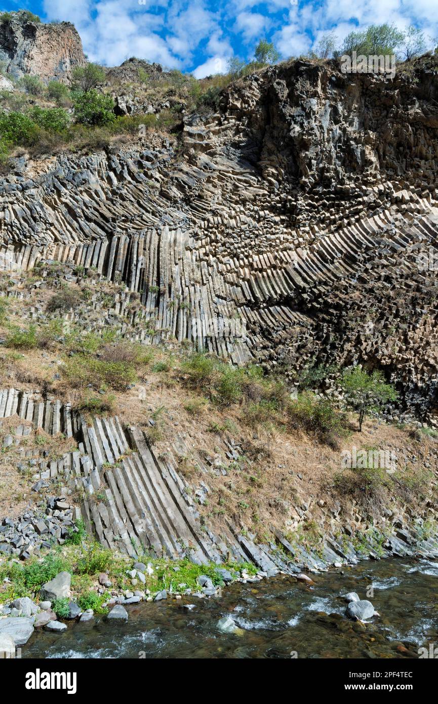 Column formation hi-res stock photography and images - Alamy