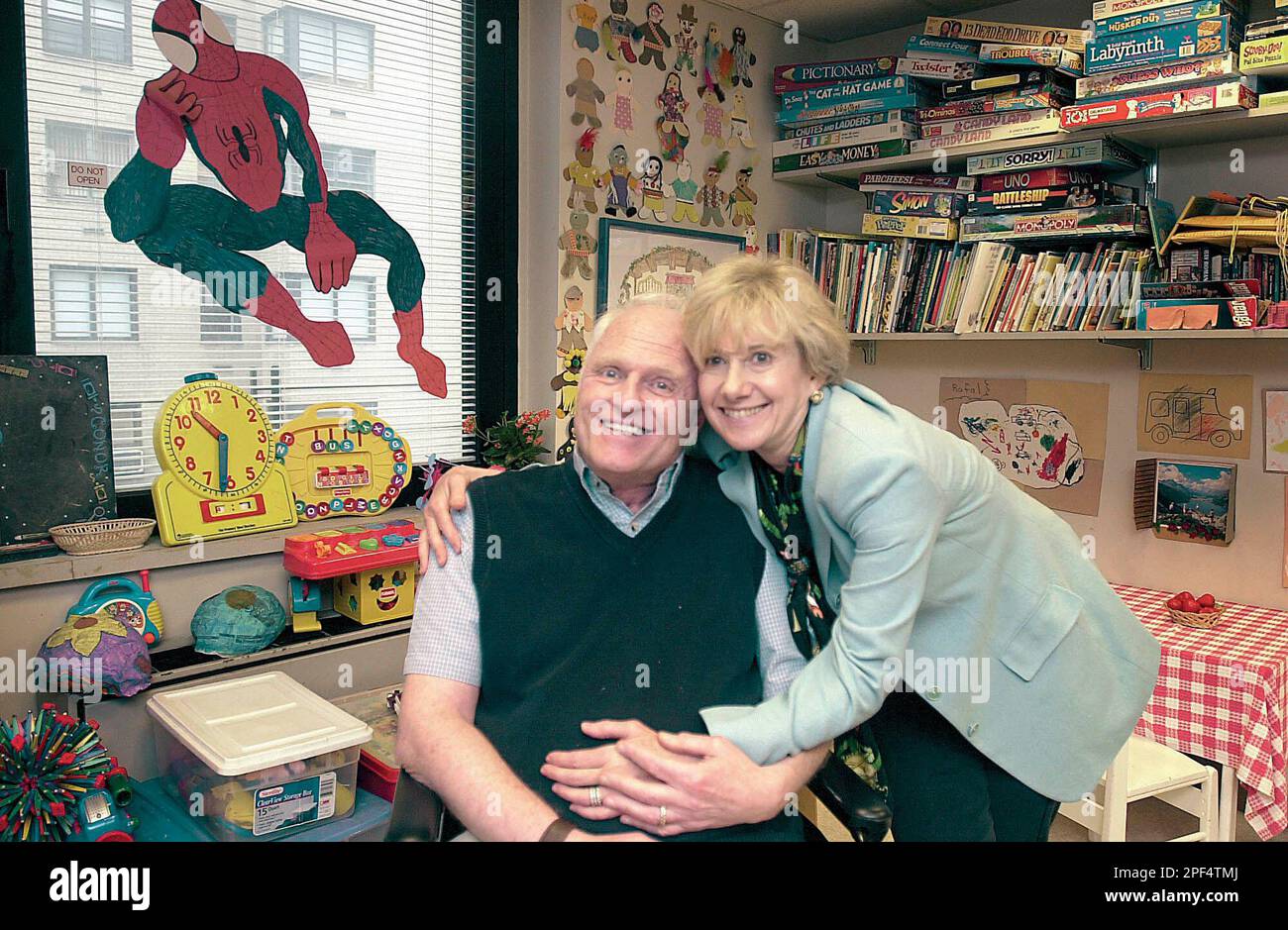 ** ADVANCE FOR FRIDAY SEPT. 19 ** Dr. Fred Epstein, left, with his wife ...