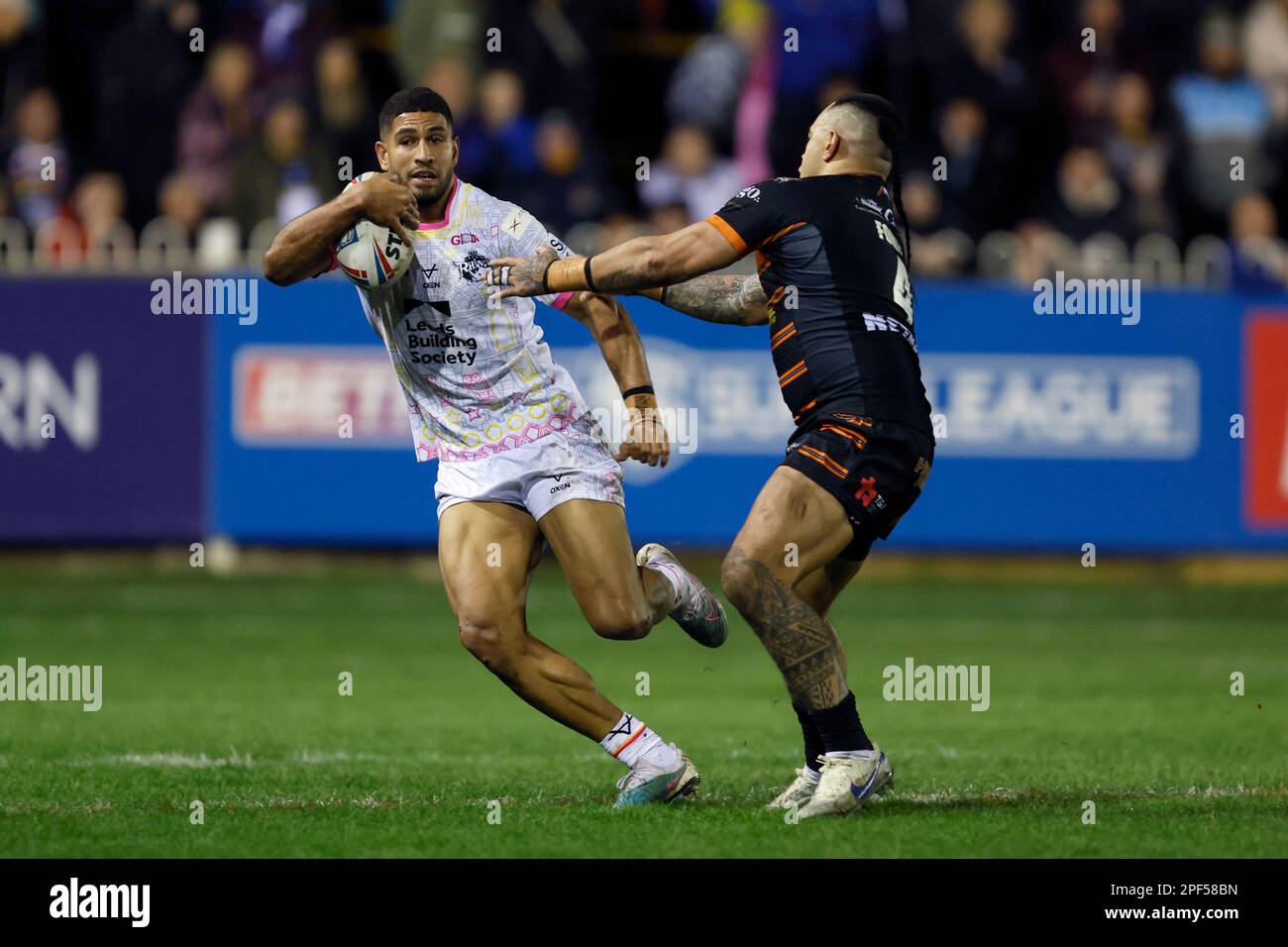 Mahe fonua castleford tigers 2023 hi-res stock photography and images ...