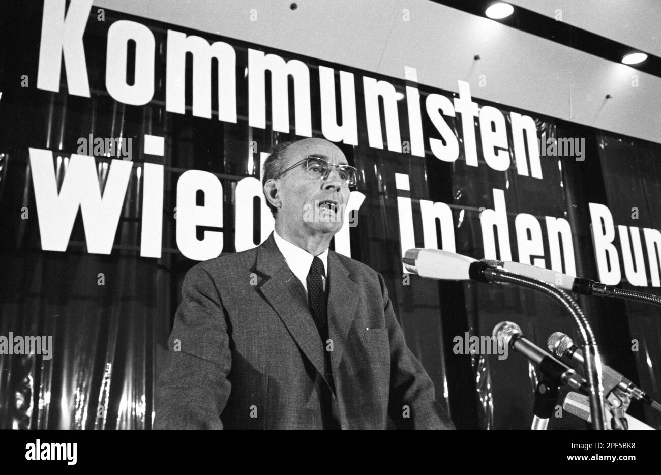 Personalities from politics, business and culture from the years 1965 ...