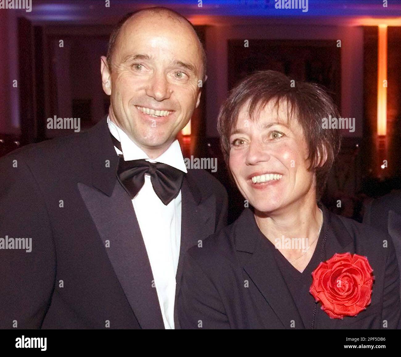 Ein Archivbild vom 25. Mai 2001 zeigt Ski-Olympiasiegerin Rosi ...