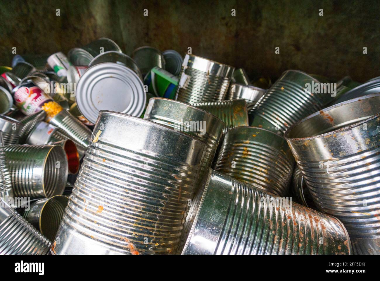 Recycle bins hi-res stock photography and images - Alamy