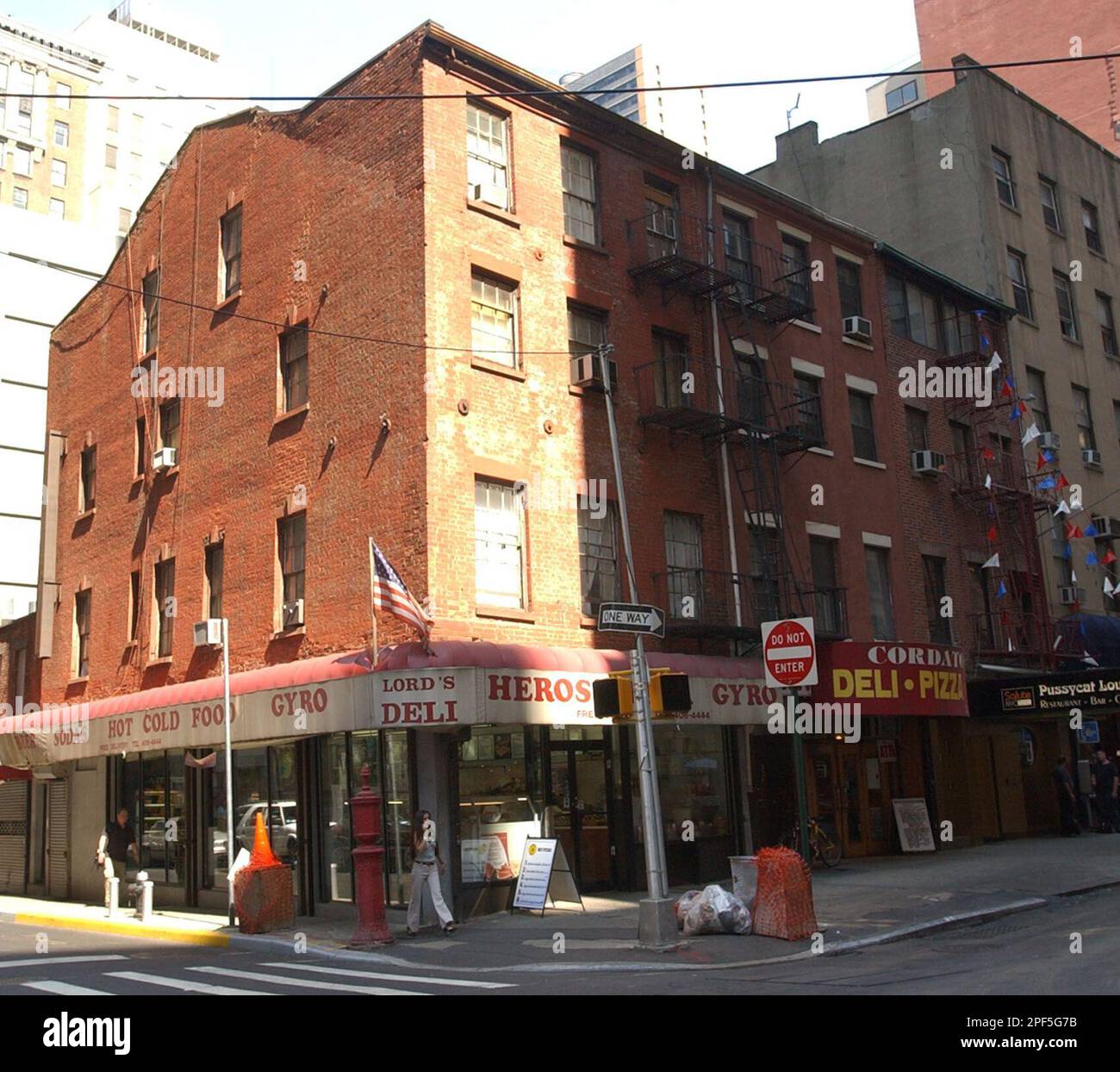 Early Federal-era buildings, 94 to 96 Greenwich Street at Rector Street ...