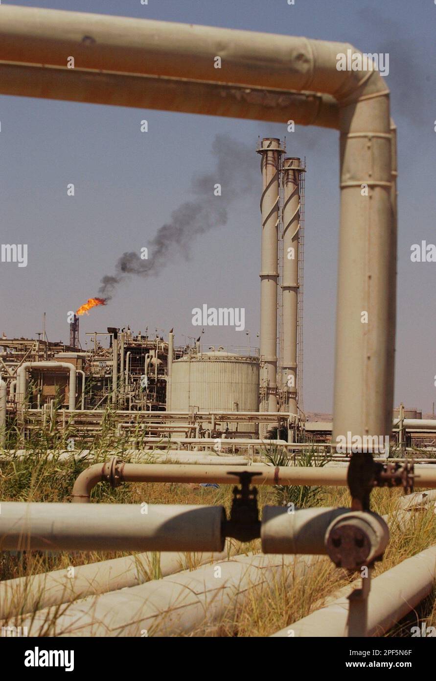 Iraq's largest oil refinery in the northern town of Baiji, Iraq, is ...