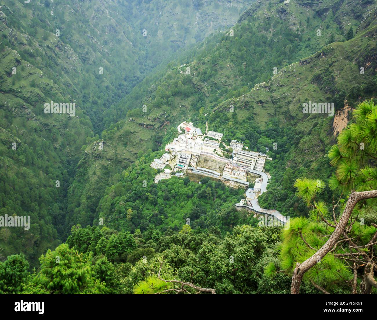 Vaishno devi temple hi-res stock photography and images - Alamy