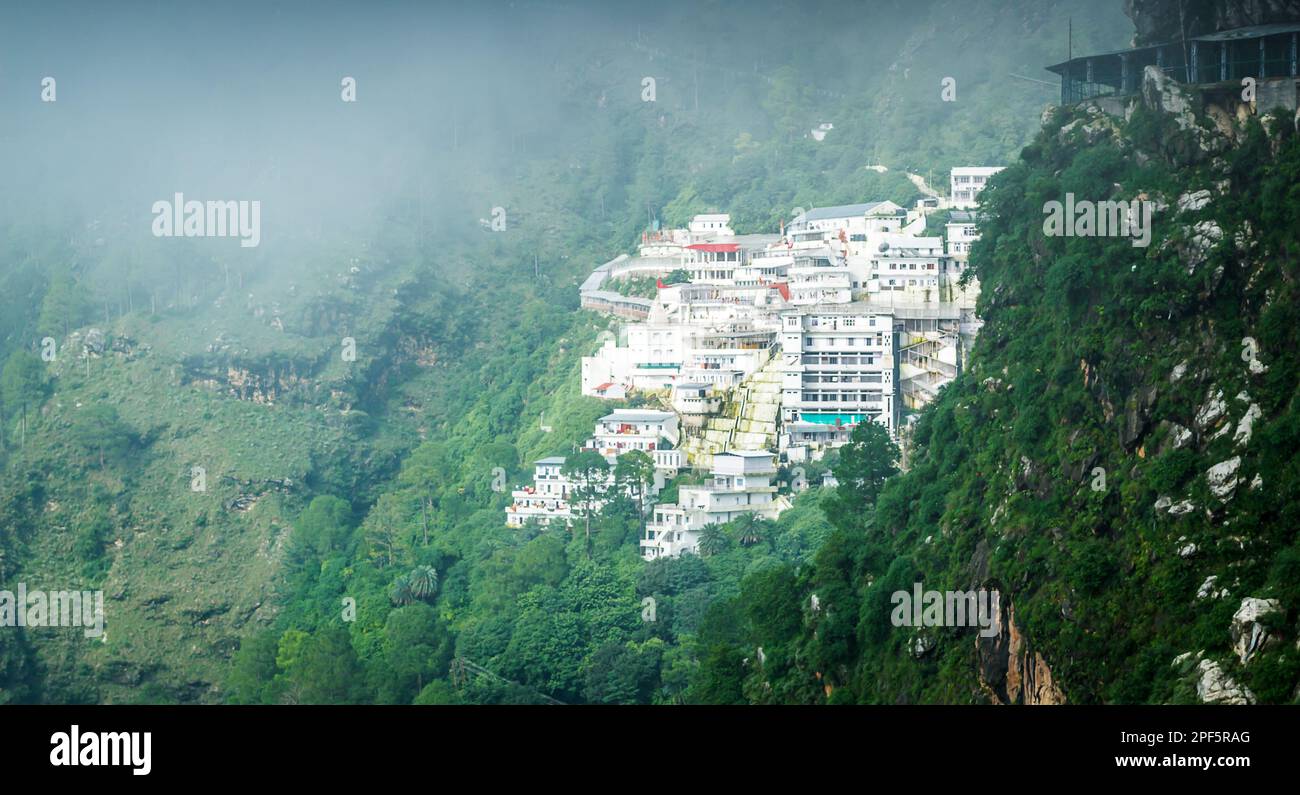 Vaishno devi temple in Jammu, India Stock Photo - Alamy