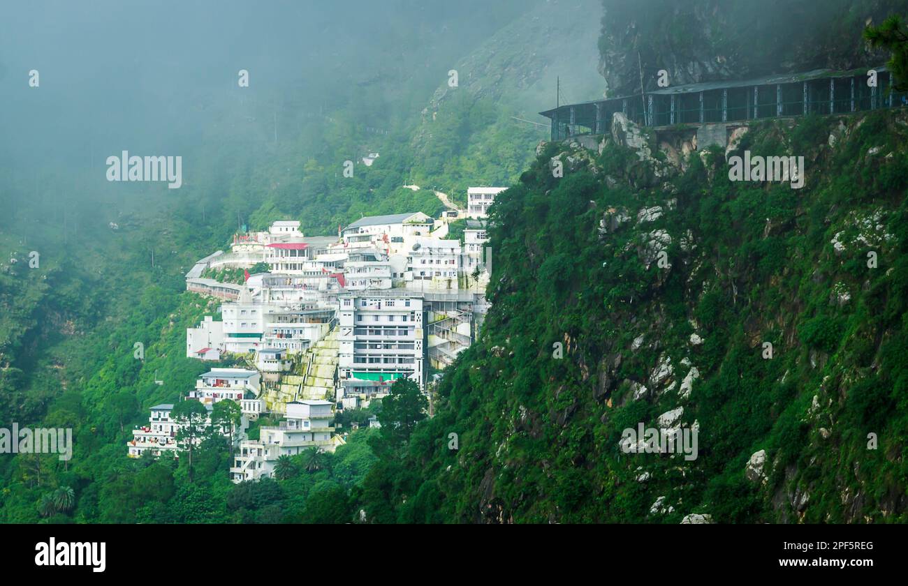 Vaishno devi temple in Jammu, India Stock Photo - Alamy
