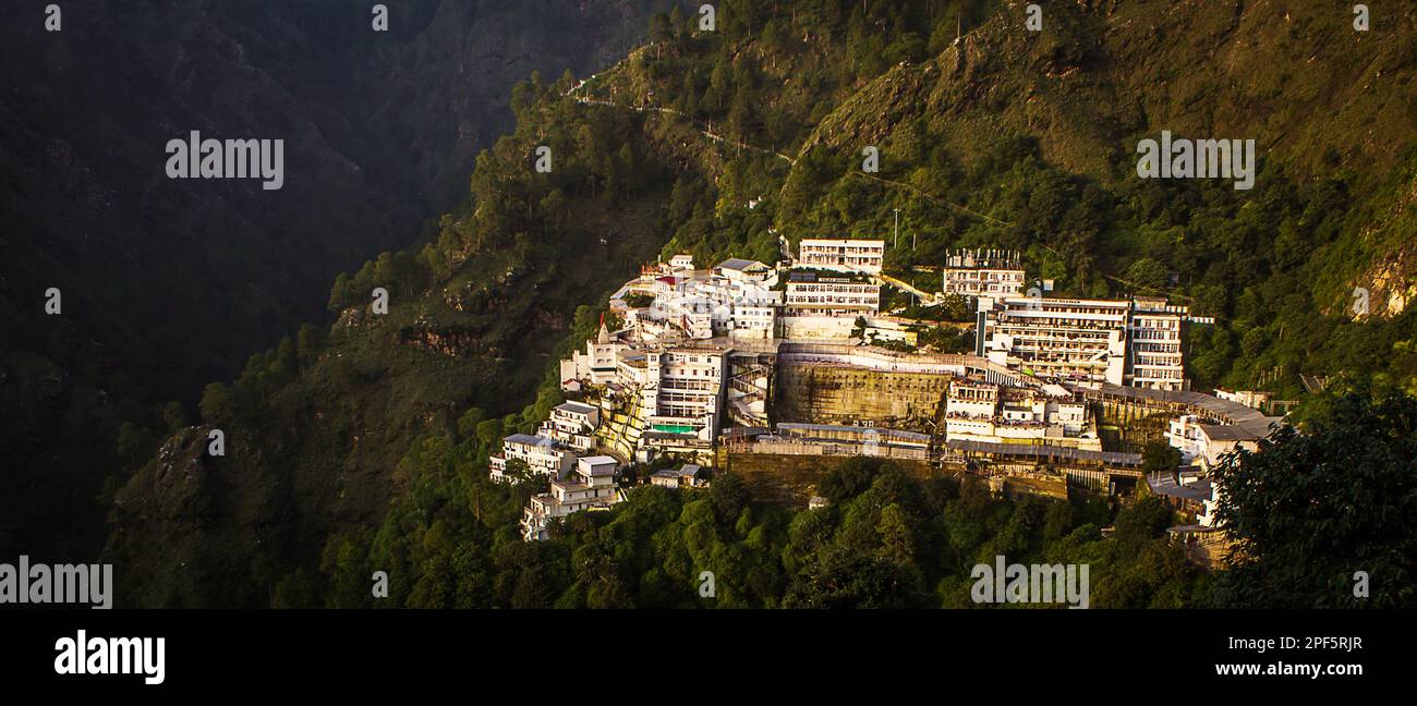 Vaishno devi temple in Jammu, India Stock Photo - Alamy