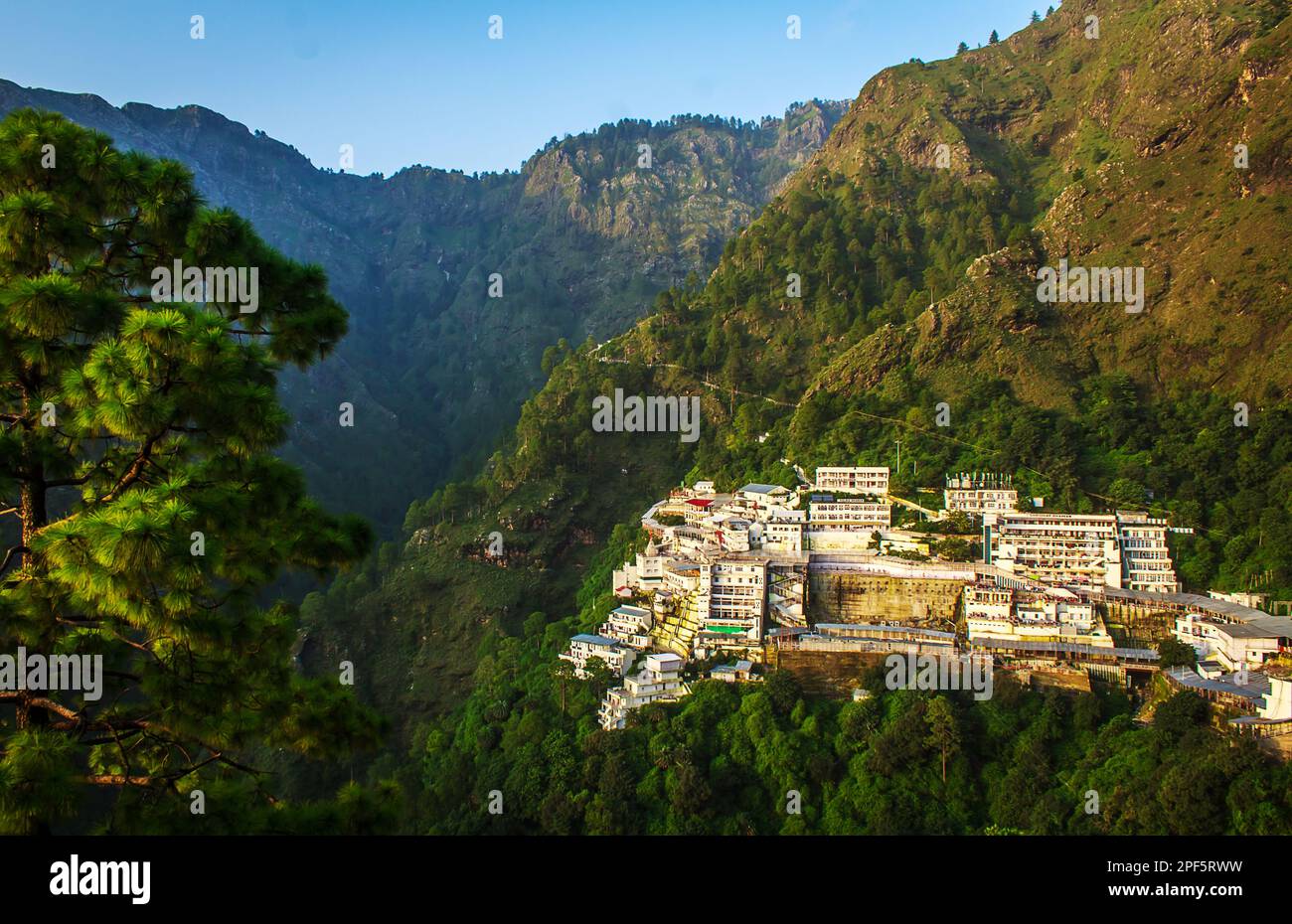 Vaishno devi temple in Jammu, India Stock Photo - Alamy