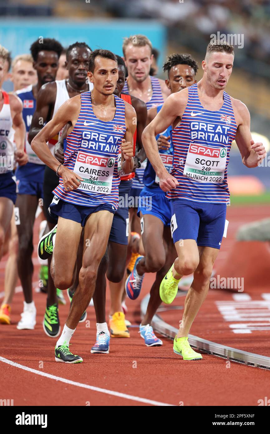 Emile CAIRESS & Marc SCOTT in the 10000m Final at the European Athletics Championship 2022 Stock ...