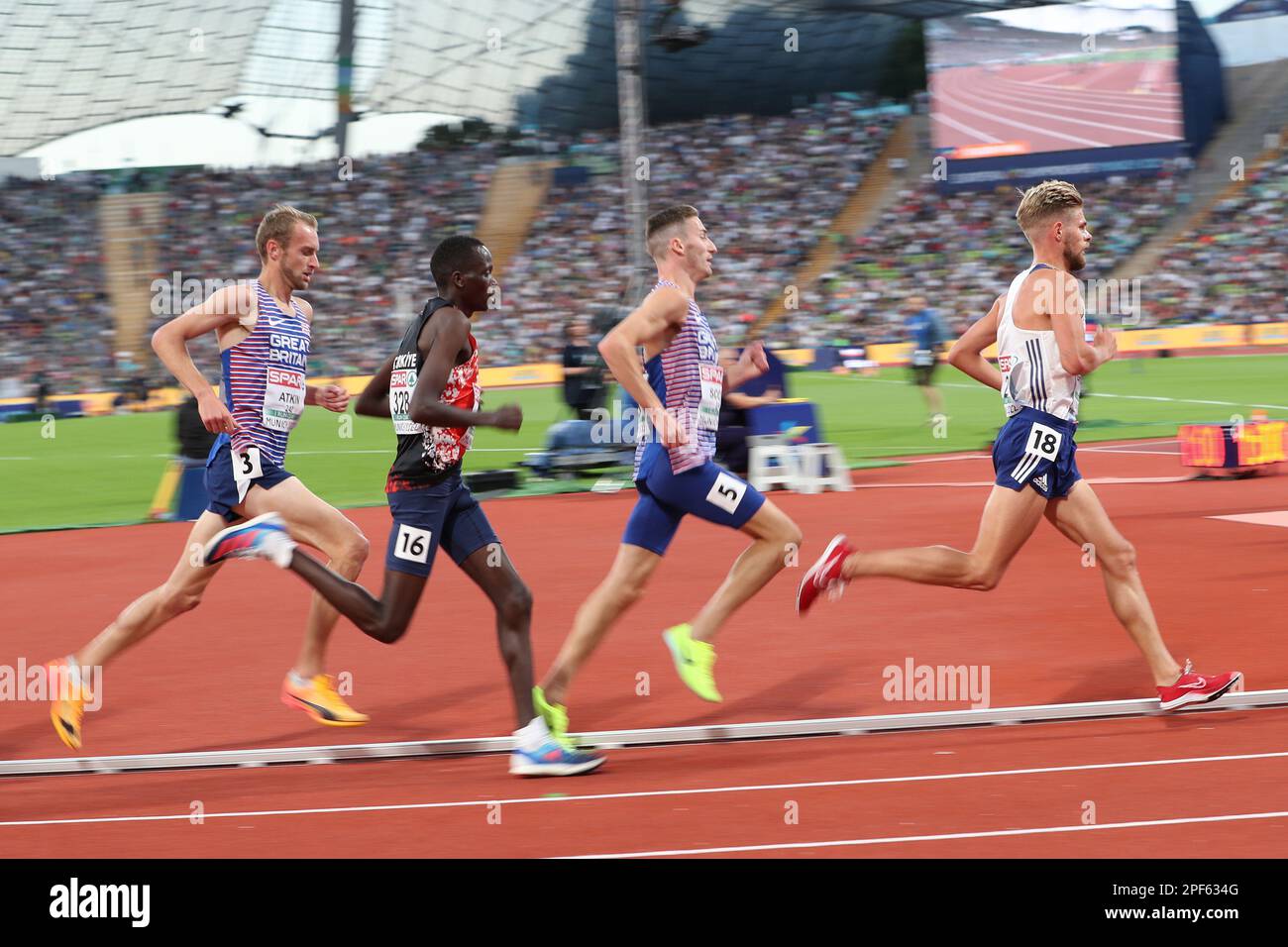 Jimmy GRESSIER, Sam ATKIN, Aras KAYA & Marc SCOTT in the 10000m Final ...