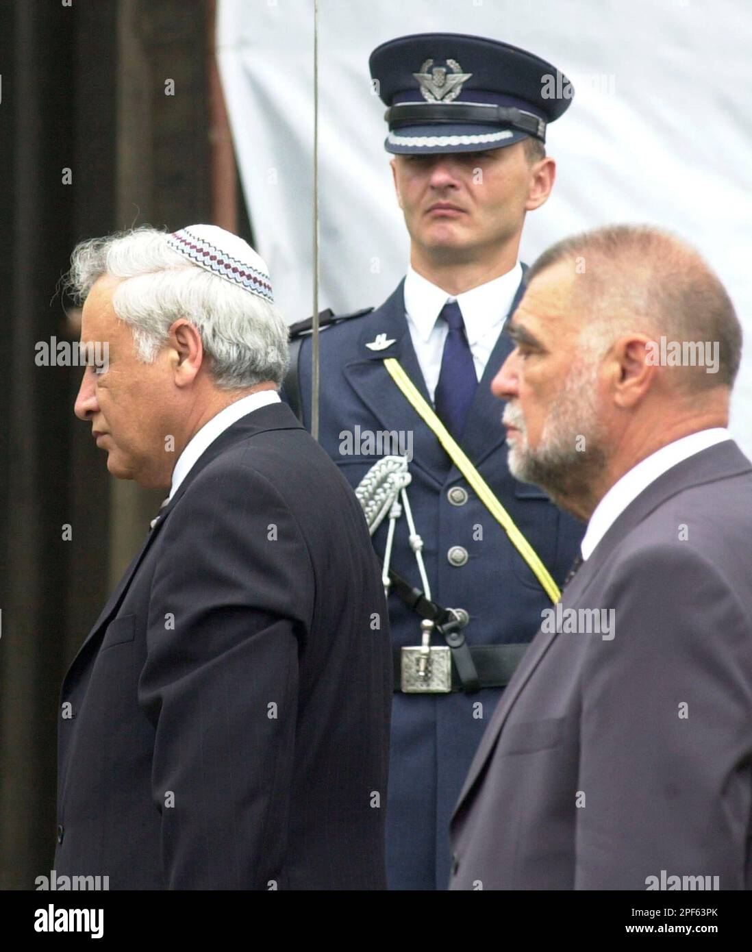 President of Israel Moshe Katsav, left, and Croatian President Stjepan ...