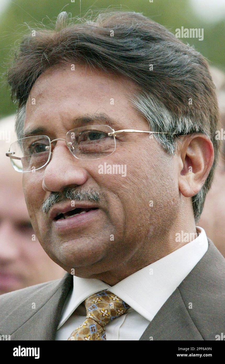 The Pakistani President Pervez Musharraf in Berlin, Tuesday, July 1 ...