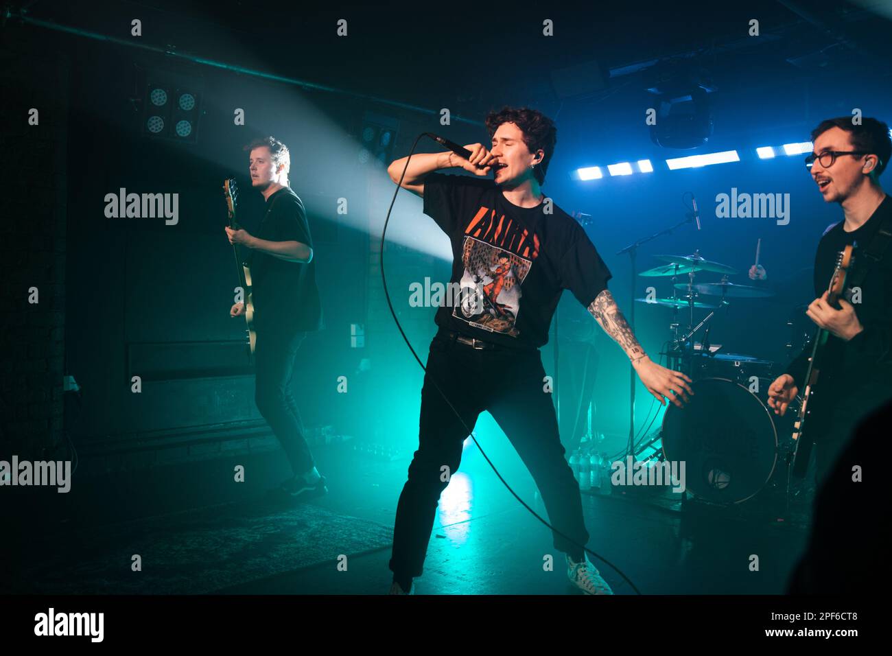 Holding absence band hi-res stock photography and images - Alamy