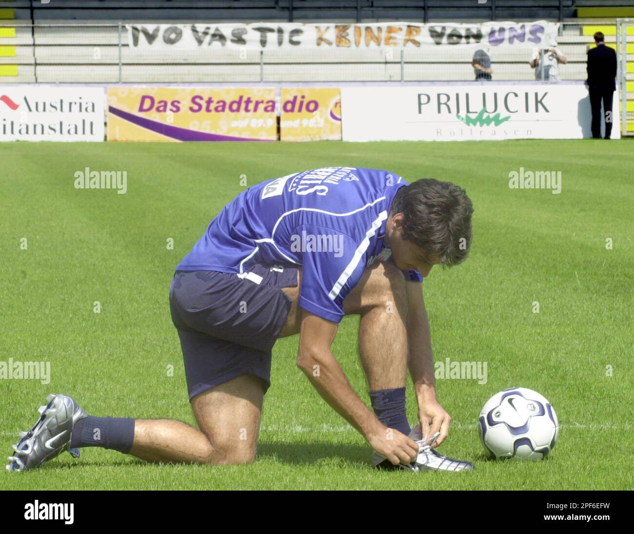 Ivica Vastic, Neuzugang bei FK Austria, wird am Montag, 23. Juni 2003 ...