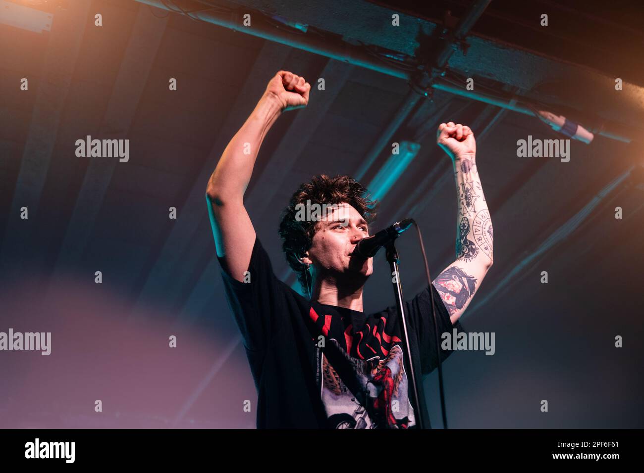 Holding absence band hi-res stock photography and images - Alamy