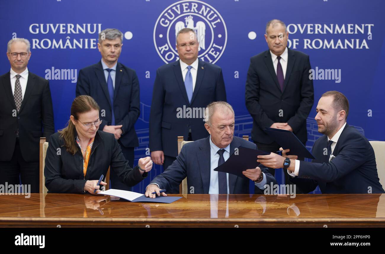 Bucharest, Romania - March 16, 2023: The signing ceremony by OMV Petrom ...