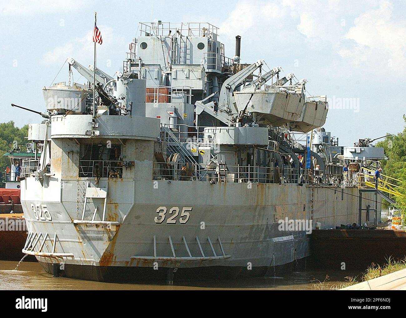 The USS Landing Ship Tank 325 sits docked at City Front in the Yazoo ...
