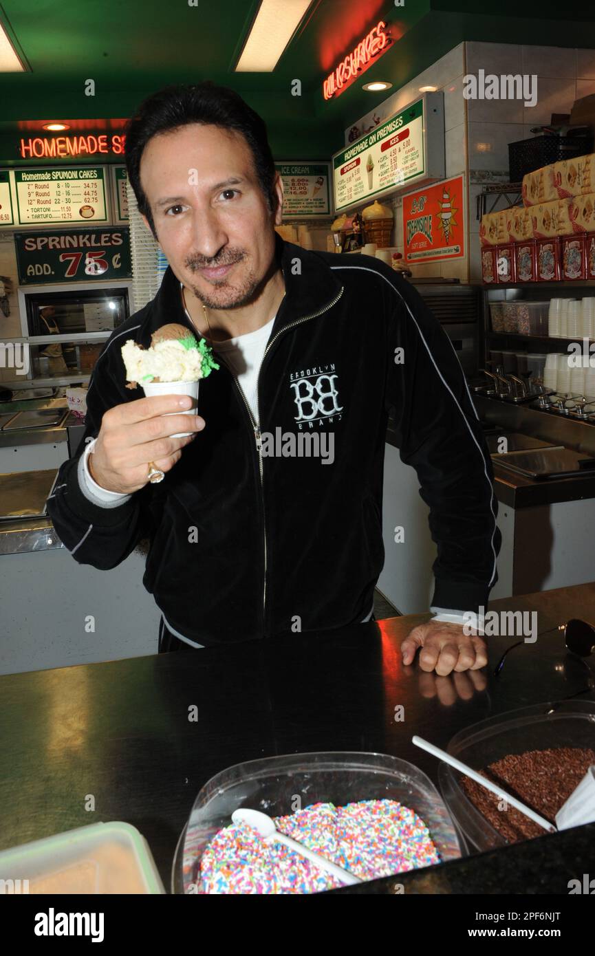 Brooklyn spumoni gardens hi-res stock photography and images - Alamy