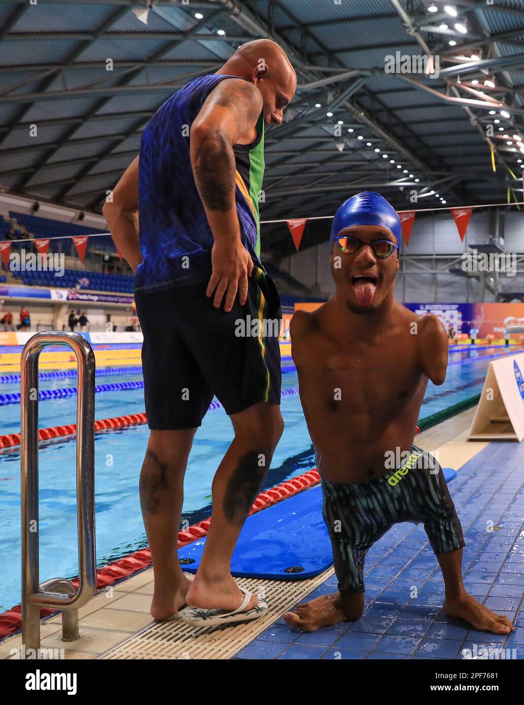 Brazil’s Dos Santos Araujo celebrates after winning gold and breaking a ...