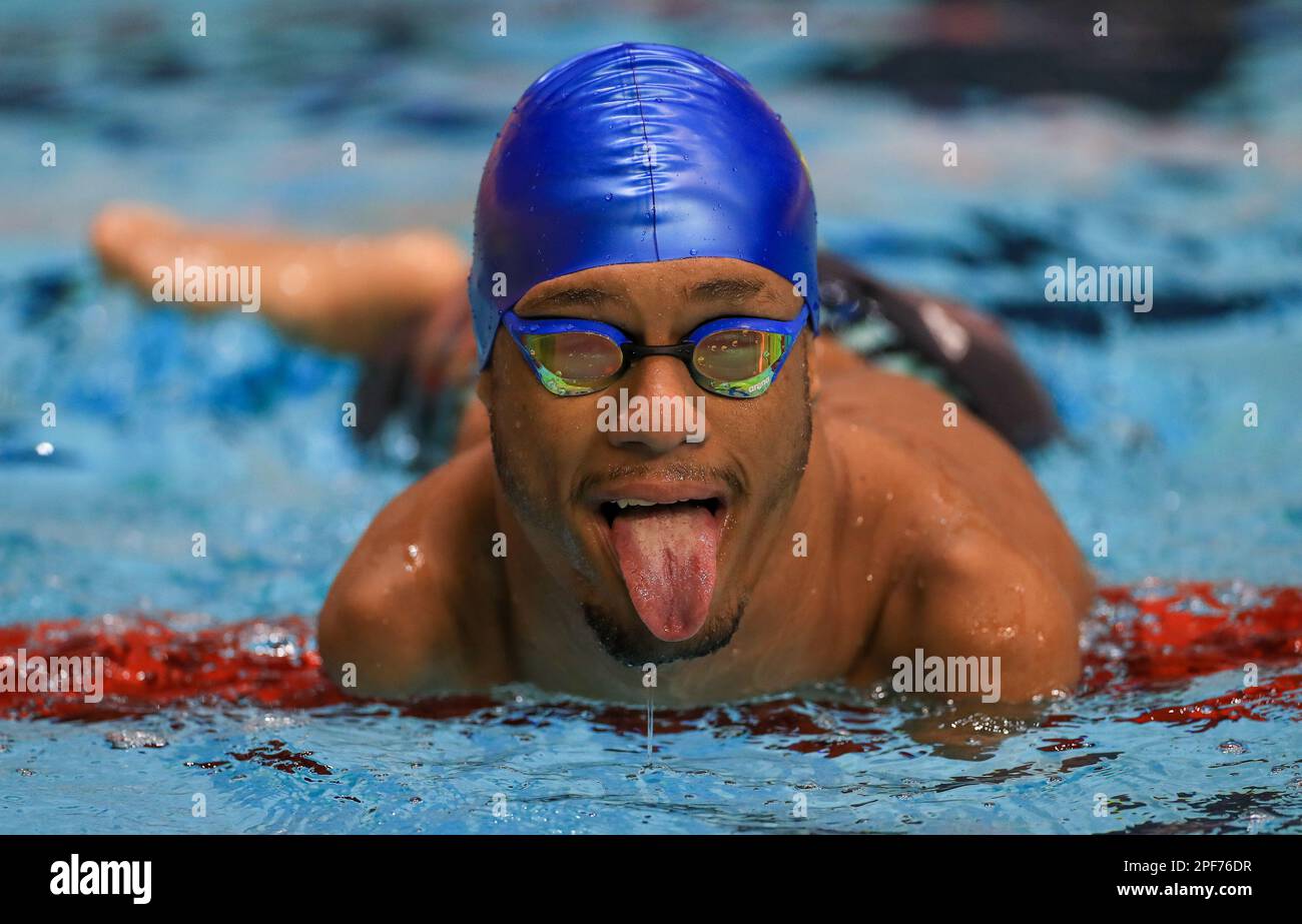 Brazil’s Dos Santos Araujo celebrates after winning gold and breaking a ...