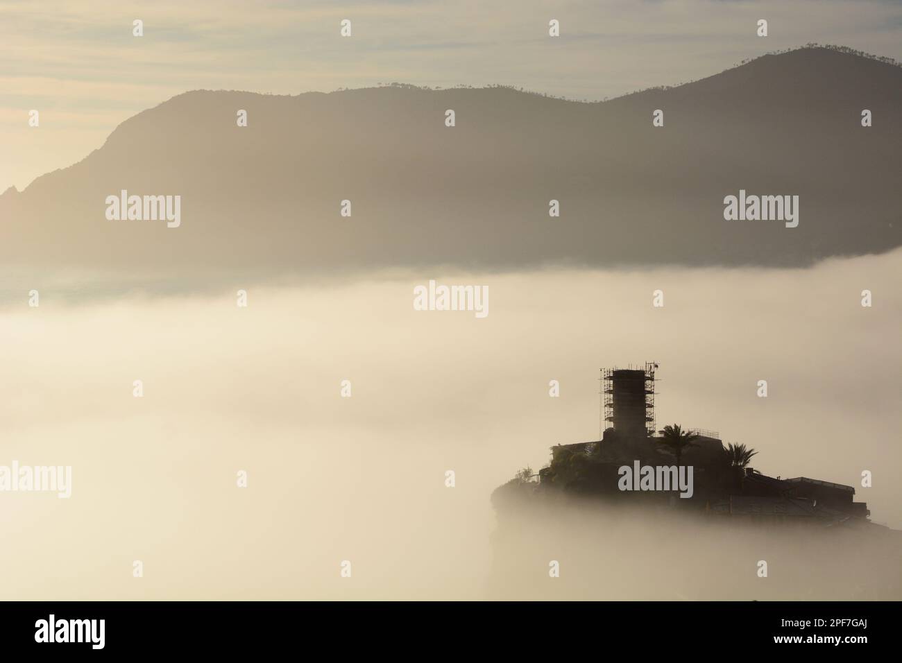 Castello dorio hi-res stock photography and images - Alamy