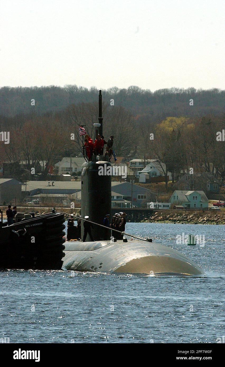 The nuclear-powered fast attack submarine USS Toledo arrives home at ...