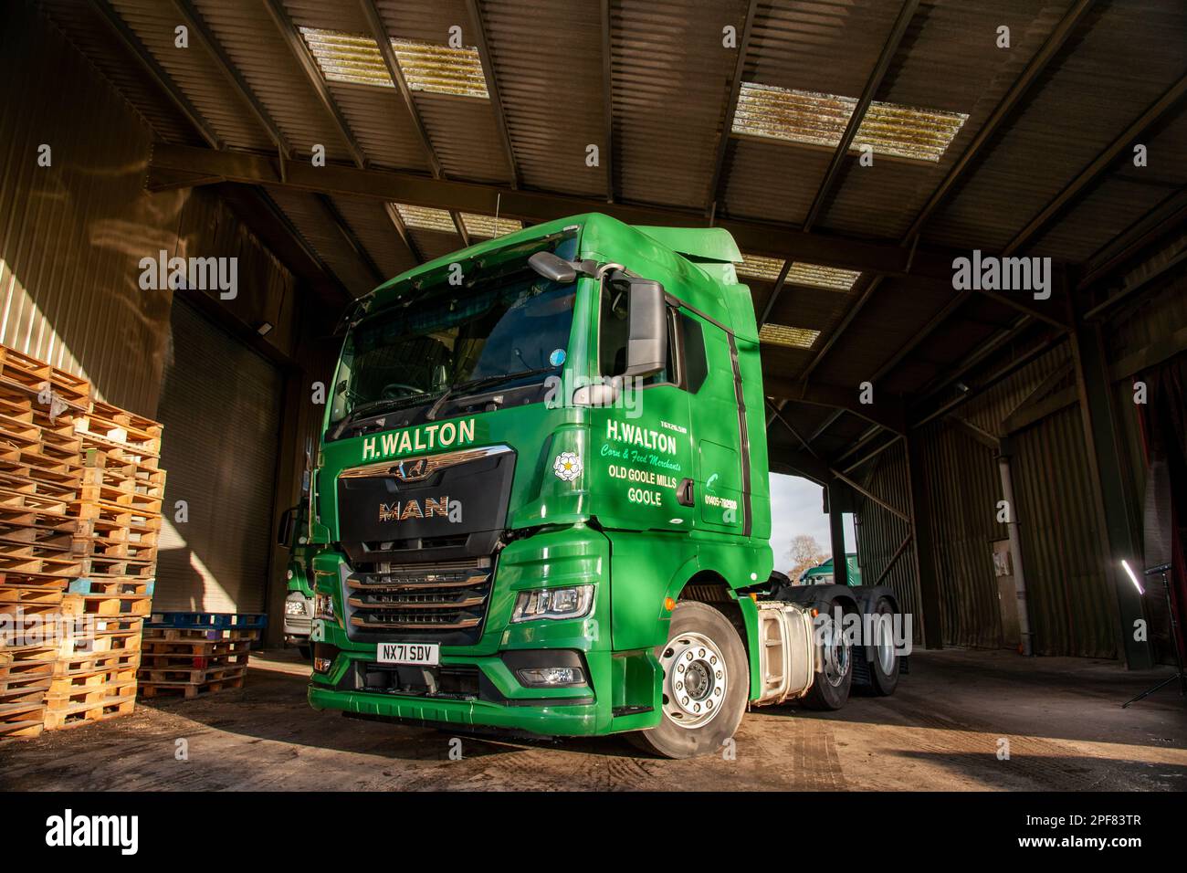MAN TGX tractor unit from the fleet of H. Walton's of Goole in ...