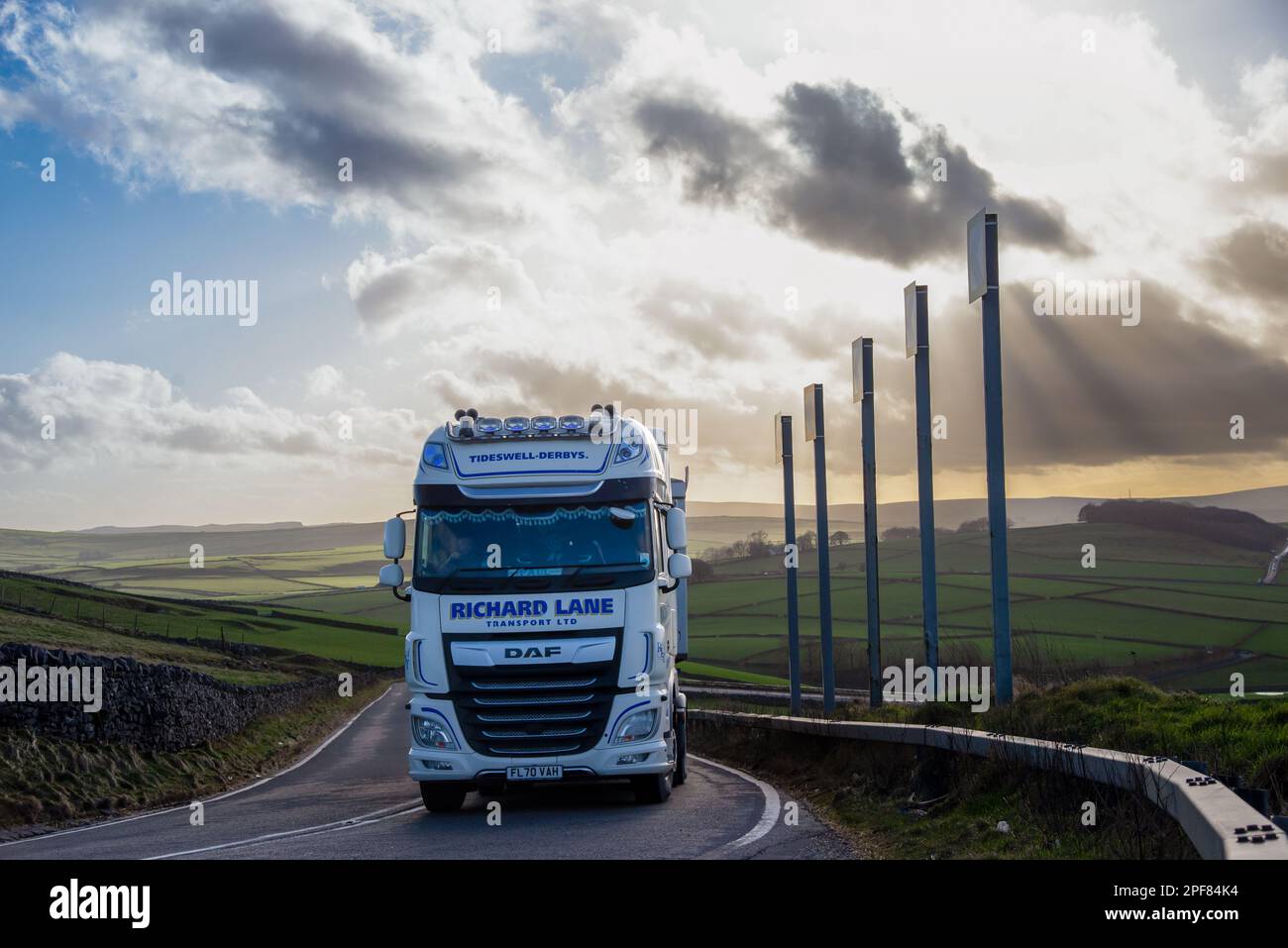 DAF bulk tipper on a tight corner on the the A623, coming up the hill ...