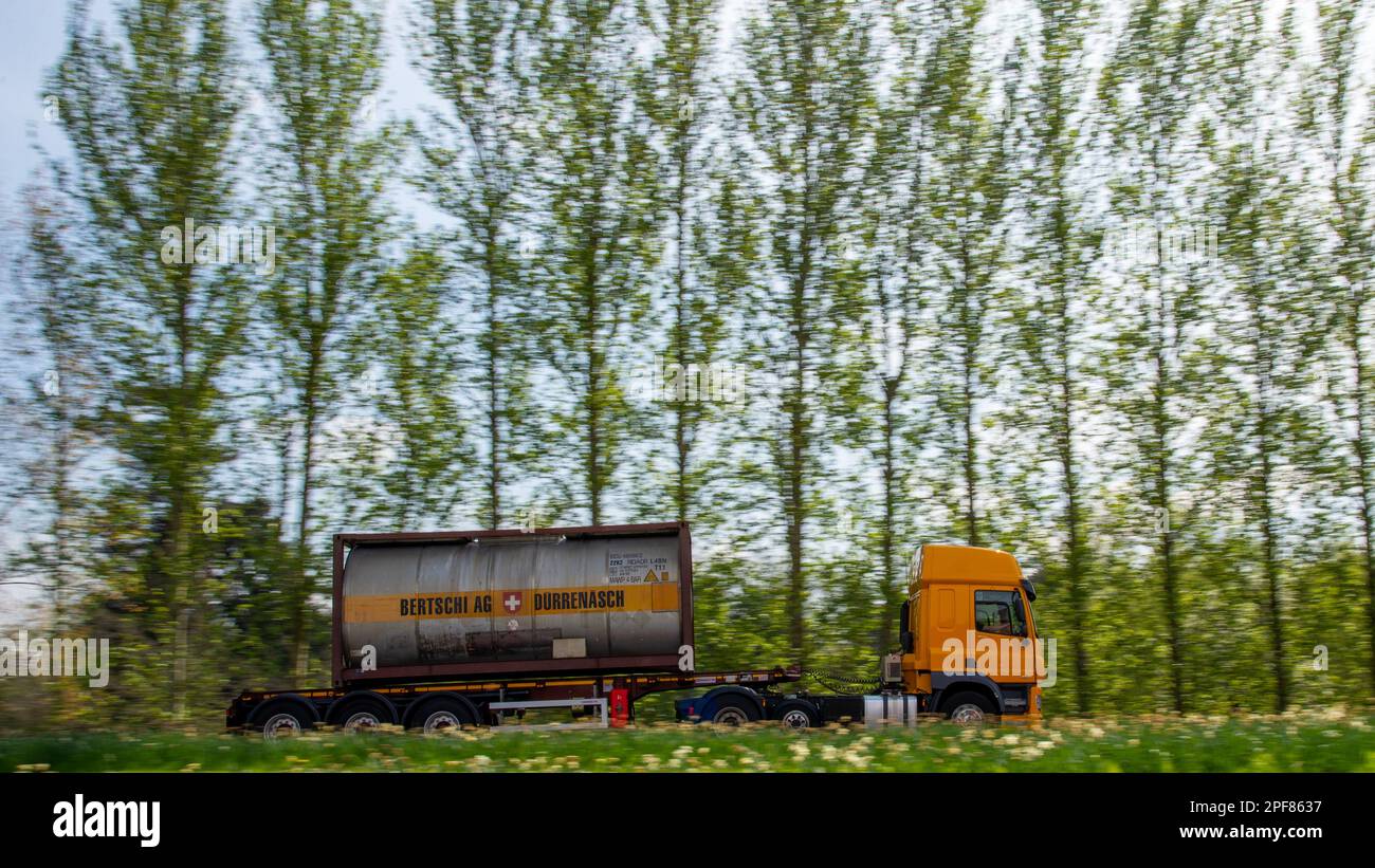 Camion container hi-res stock photography and images - Alamy