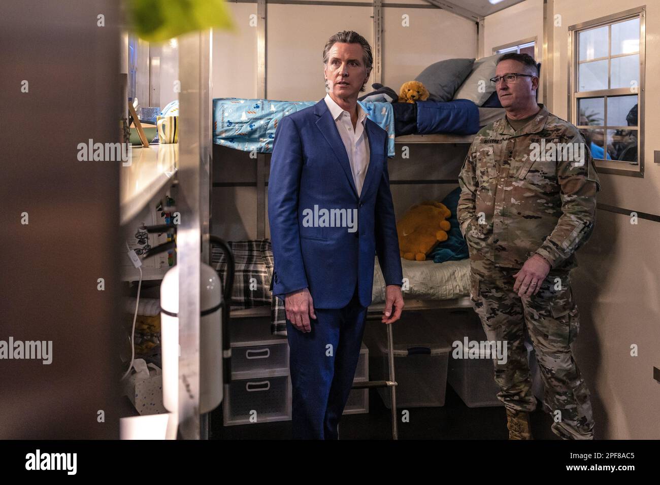 Gavin newsom 2000 hi-res stock photography and images - Alamy