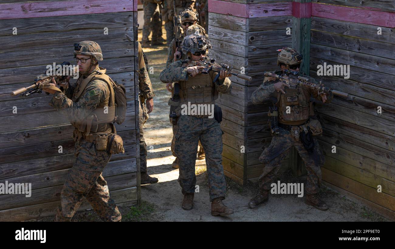 Elements of the 26th Marine Expeditionary Unit’s (MEU) Battalion ...