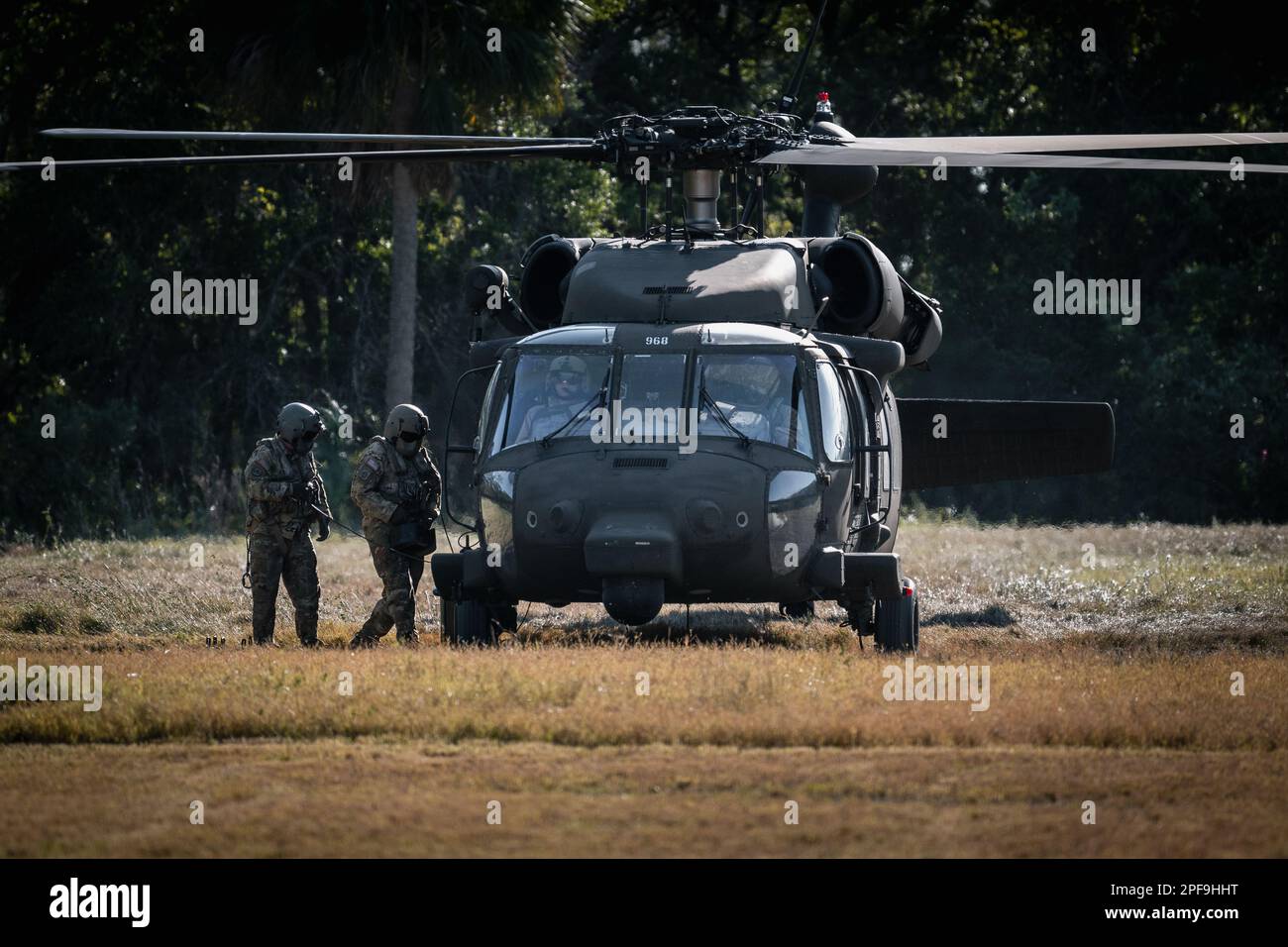 U.S. Army Soldiers assigned to 5th Battalion, 159th Aviation Regiment ...